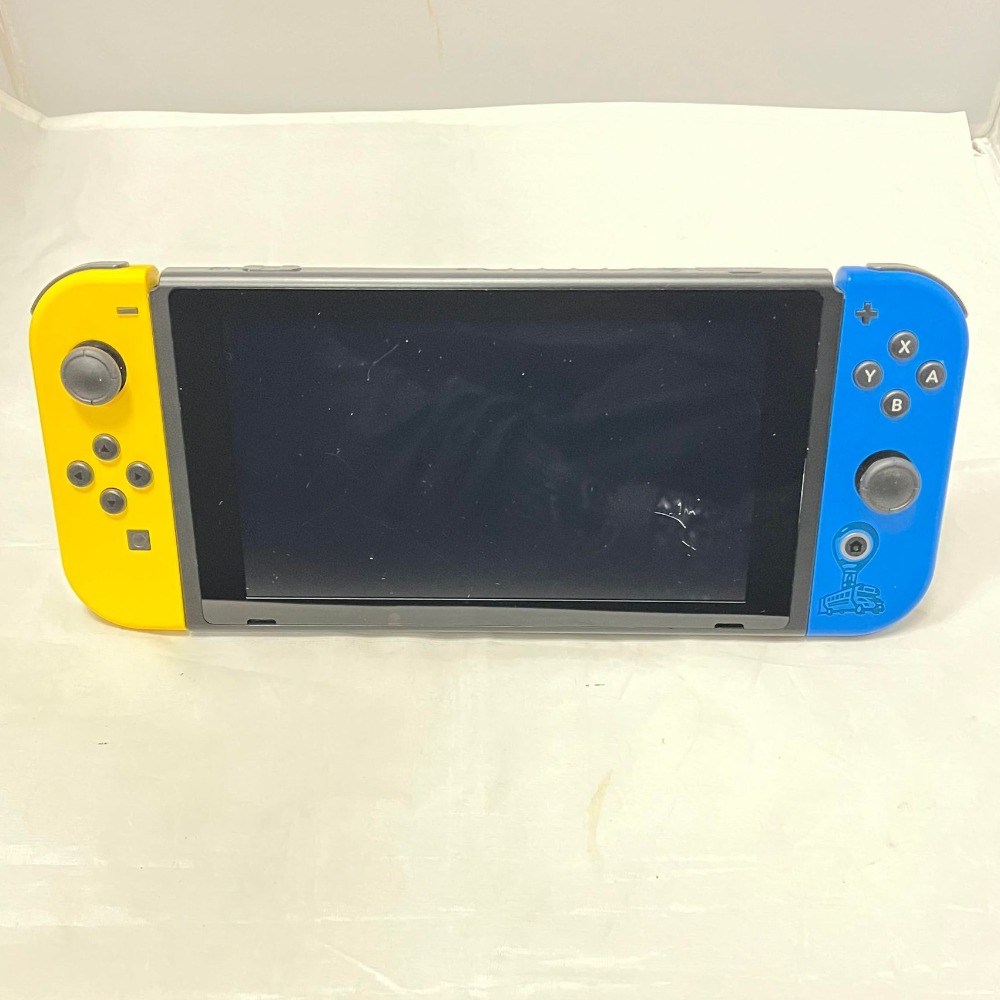 Nintendo Nintendo Switch Fortnite Edition - Own4Less